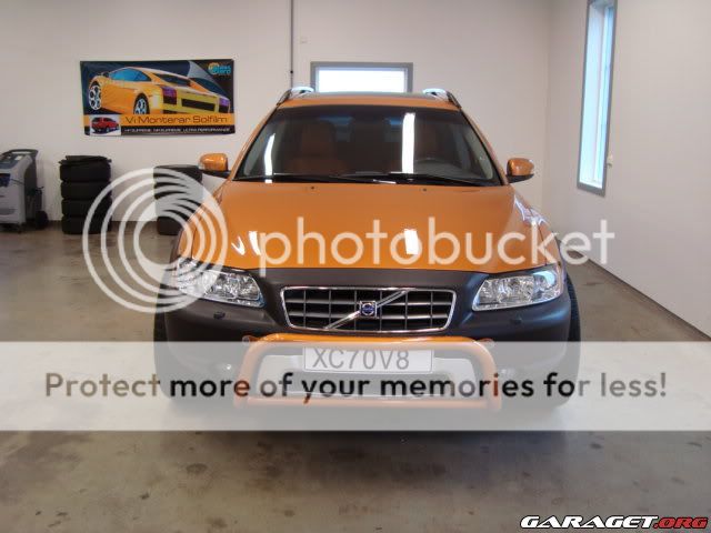 P2 XC70 with V8 installed!