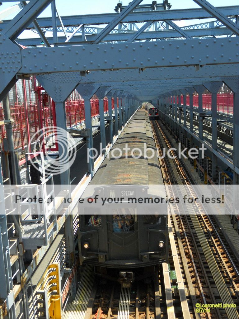 Today's R1/9 trip: I took pix! Please look?