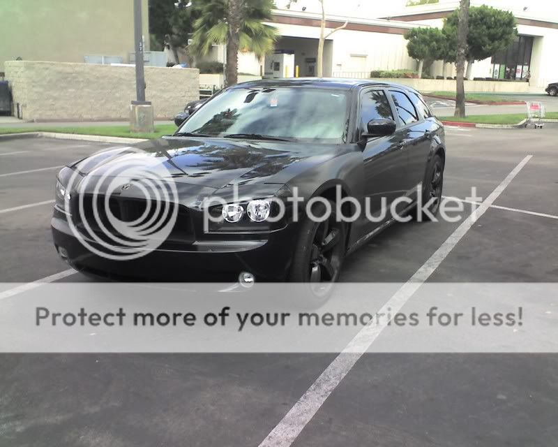 blk chargum just got mopower grille. check it out | LX Forums Forum